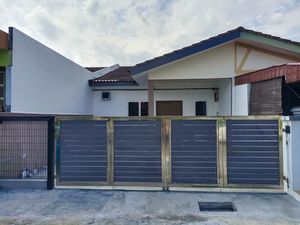 SINGLE STOREY TAMAN SRI ANGGERIK RANTAU FOR SALE for Sale @RM190,000 By ...