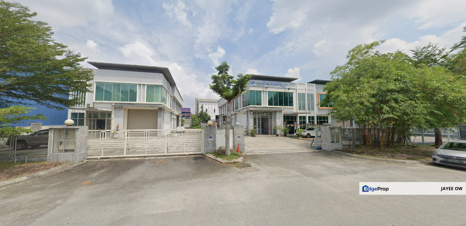 Corner 1.5 Storey Semi-D Factory For Sale, Kawasan Perindustrian Lekas ...