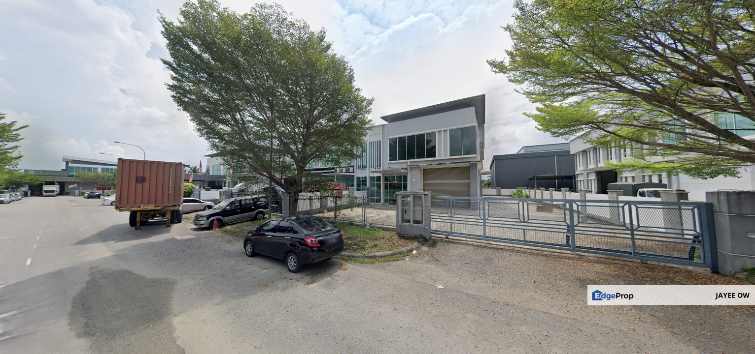Corner 1.5 Storey Semi-D Factory For Sale, Kawasan Perindustrian Lekas ...