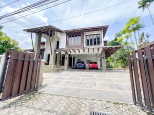 Resort Concept Bungalow at Seksyen 2 , Shah Alam, Jalan Bunga Raya for ...
