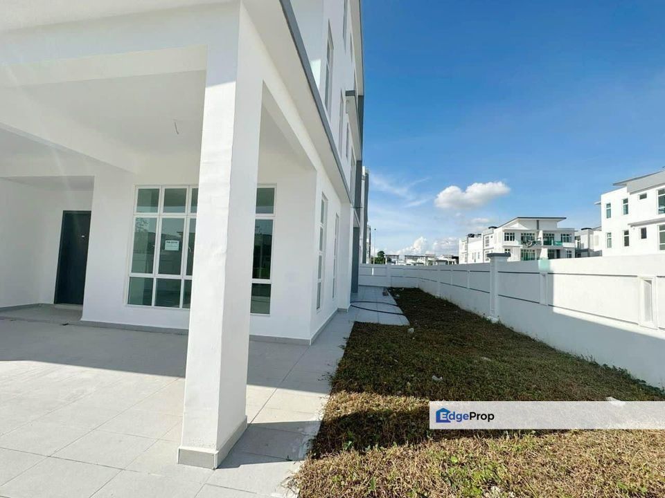 Triple Storey Cluster House Mutiara Bestari Total Land Size 39x70 ...