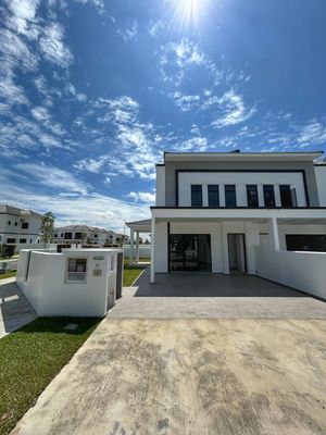 Double Storey Terrace Corner Lot at The Tate - Alton For Sale for Sale ...
