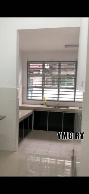 Budget Rent!! Double-storey House@ Kemuning Utama, Kota Kemuning for ...