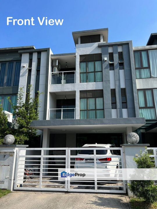 Renovated 2.5 Storey Terrace Reika USJ Heights Subang Jaya for Sale ...