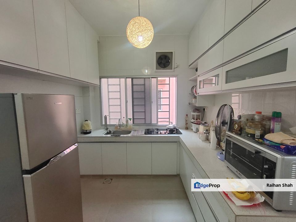 Goodyear Court 8, USJ 14. FULLY RENOVATED UNIT & FREE FULLY FURNISHED ...