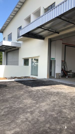 1 and 1/2 storey semi detached factory for Rental @RM15,000 By SHARIFAH ...