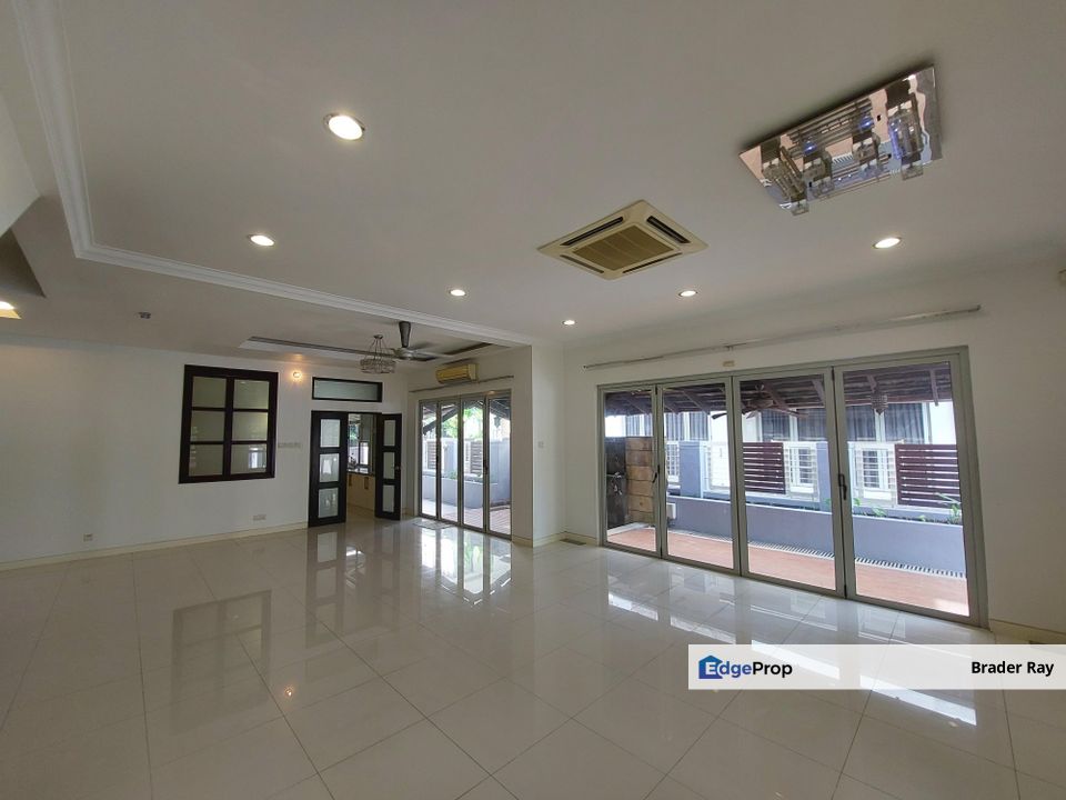 For Sale Semi-D Laman Seri Seksyen 13 Shah Alam Selangor 3 Storey near ...