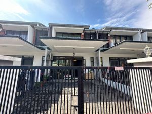 ELMINA VALLEY 1 Double Storey Terrace Elmina West Seksyen U16 Denai ...