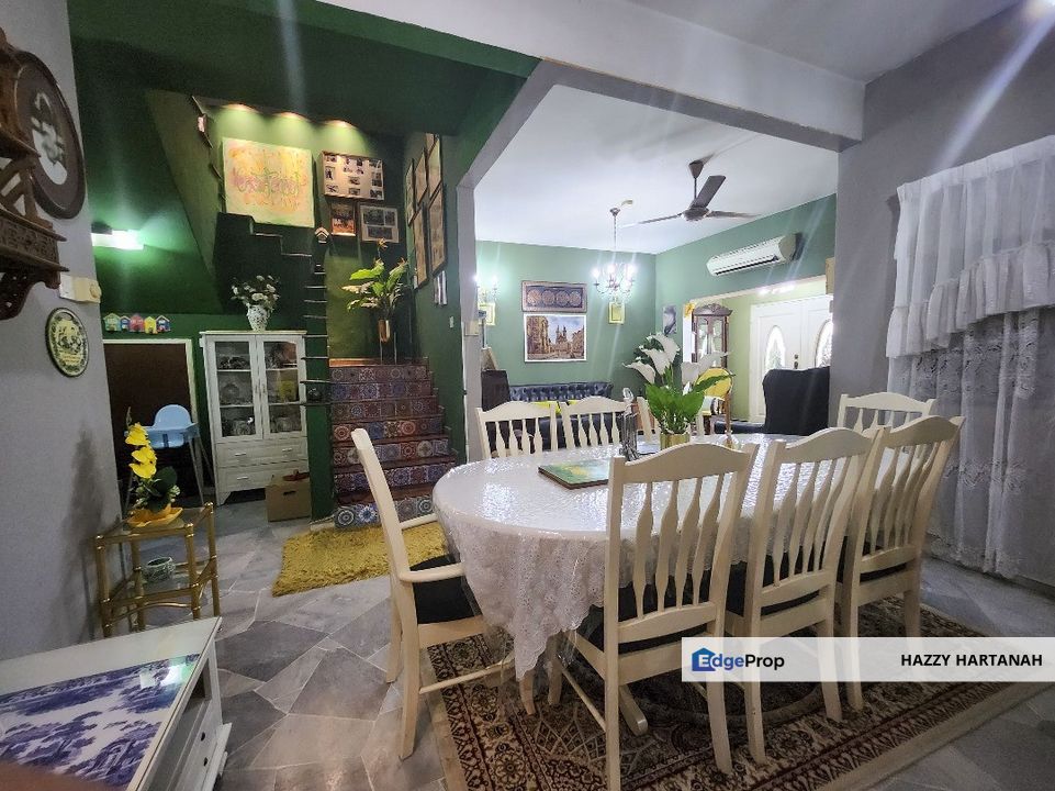 Facing open space USJ 17, Subang Jaya, stunning renovated house for ...