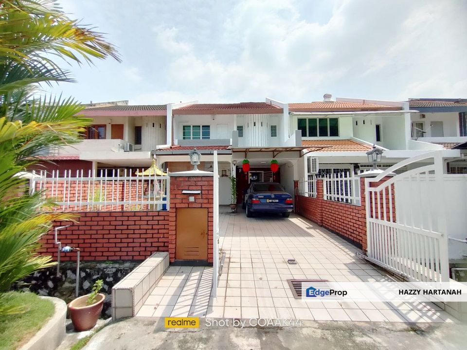 Freehold Double Storey house 22x80, SS17, Subang Jaya for Sale @RM910 ...