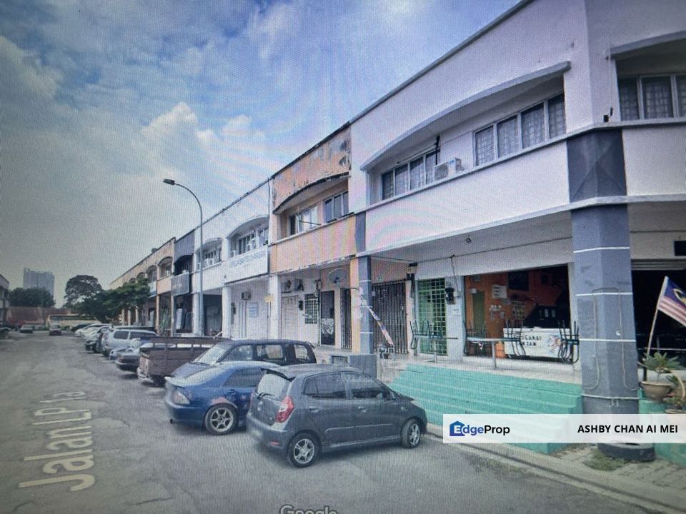 Taman Lestari Perdana, Seri Kembangan, Double Storey Corner shop for ...