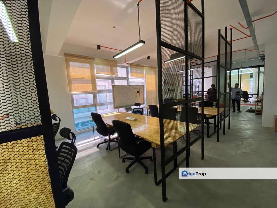 Renovated 4.5 Storey Semi-D Office Building with Lift Facility in Very ...