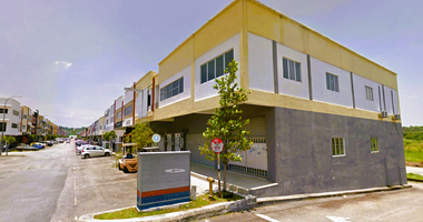 Corner unit with Land 2.5 storey high visibility of the location ...