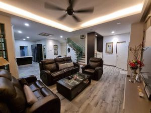 Double Storey Corner Lot Cluster House In Adda Heights Yellow Horizon ...