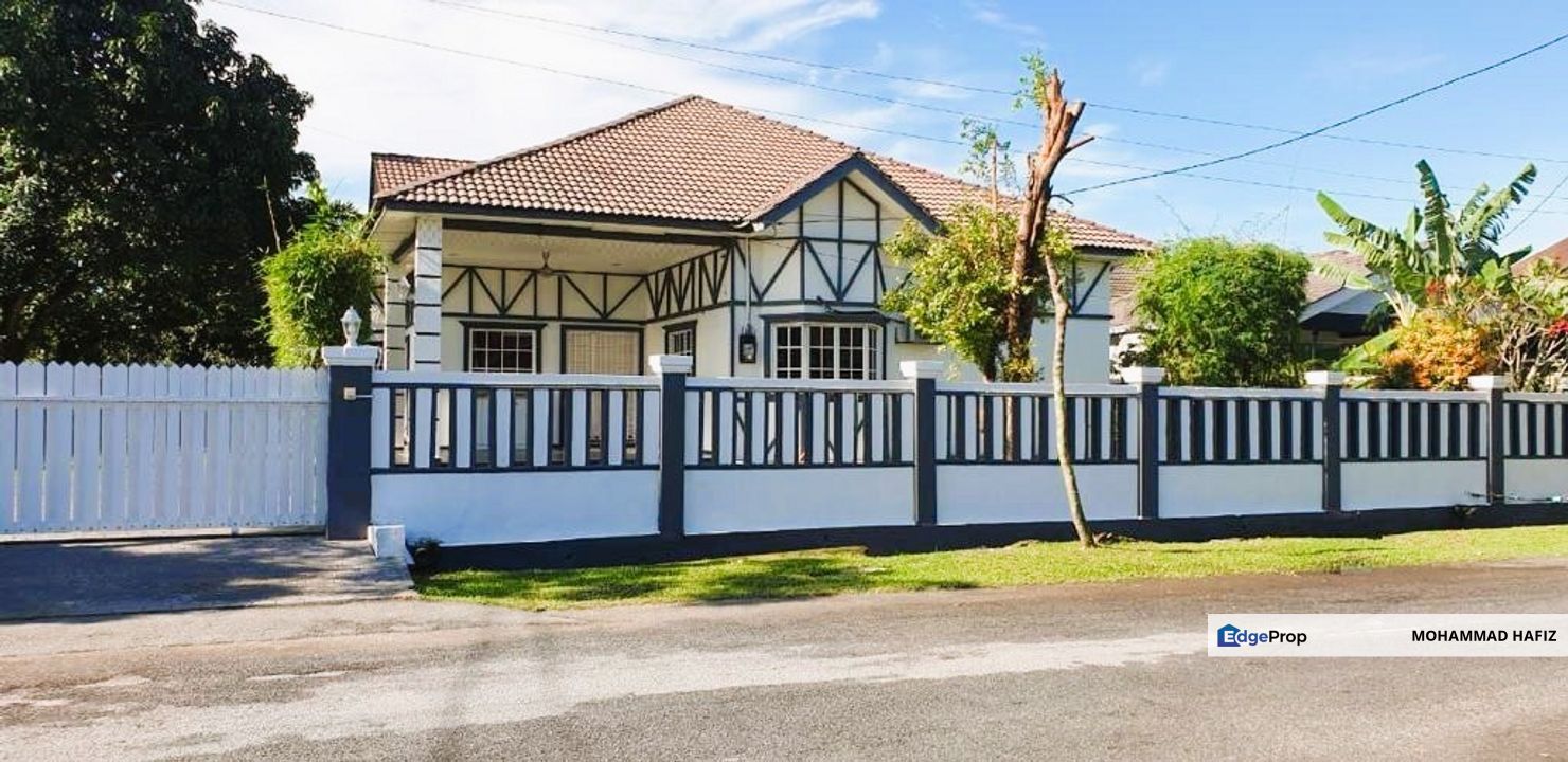 FULLY RENOVATED Single Storey Bungalow, U6 Subang Permai For Sale for ...