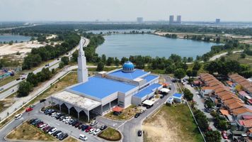 Residence next to MAHSA University Hospital at Rimbayu Saujana Putra ...