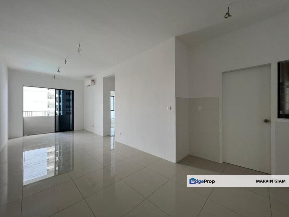 Bare Unit Vista Sentul Comfy Unit with Carpark for Sale, Specialist ...
