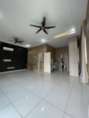 Iskandar Puteri / Taman Nusa Sentral 3-Storey Cluster House / Only Rm 1 ...