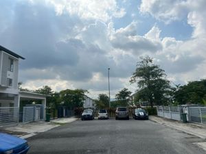 Fully Renovated Below Market Value Fairfield Residence 3 Storey ...