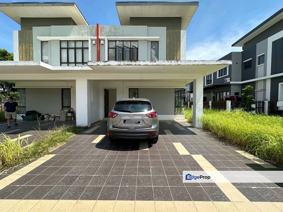 FOR SALE🔥2 Storey Semi D Cluster Errana for Sale @RM760,000 By LUQMAN ...