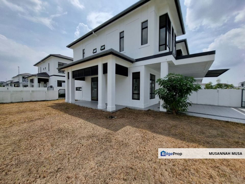 Corner Lot Graham Garden Eco Grandeur 2 Storey Terrace Type C Puncak ...