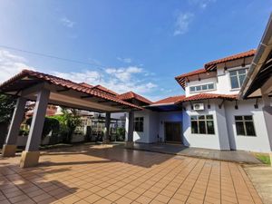 Double storey bungalow Cornerlot In Uda Heights Bandar Uda Utama for ...
