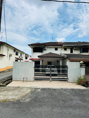 Tampoi Indah Double Storey End Lot Renovated for Sale @RM578,000 By ...