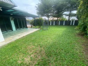 CORNER SINGLE STOREY BUNGALOW Section 4, Petaling Jaya Selangor for ...