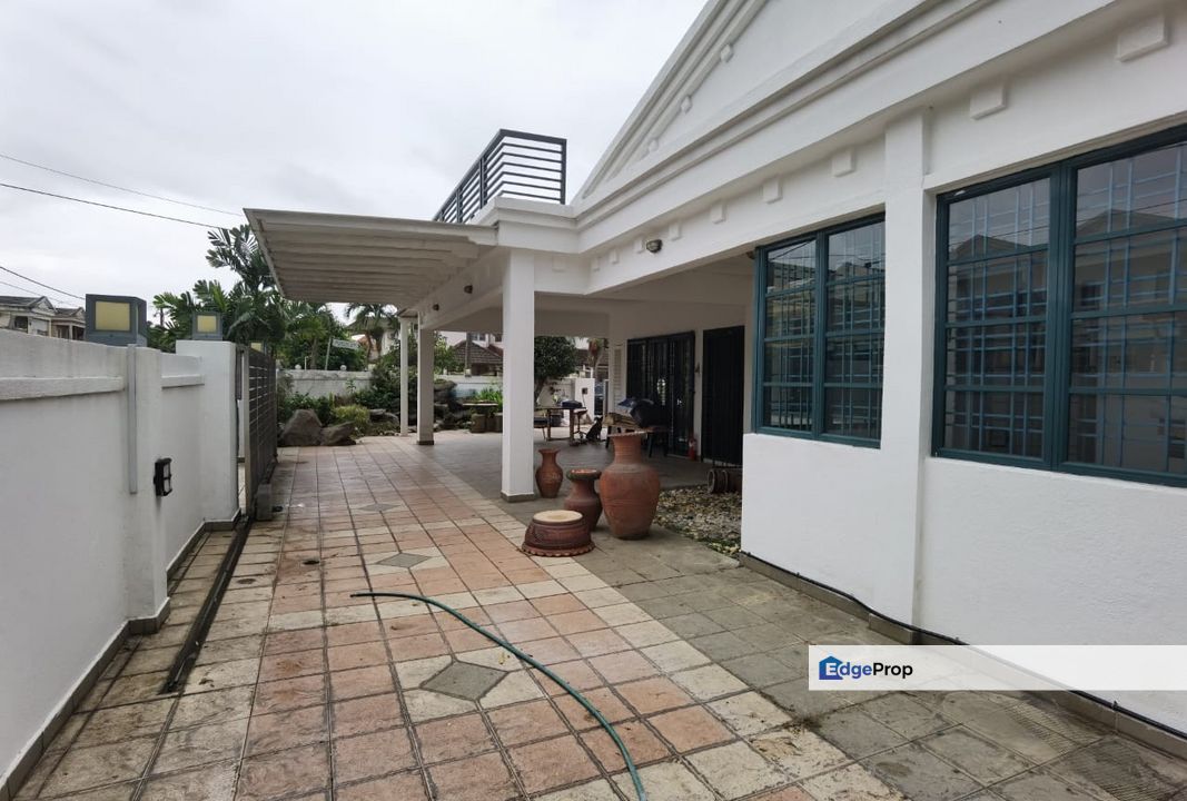 USJ 11 Landed Terrace Double Storey corner For Sale for Sale @RM1 ...