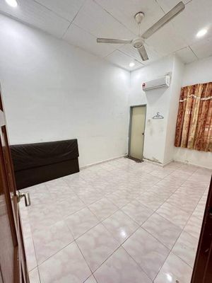 Single Storey @ Taman Nusa Bestari 2 GOOD CONDITION HOUSE, 20ft x 70ft ...