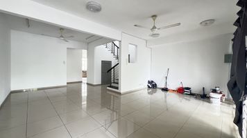 Freehold Gated Guarded Cheap 2 Storey Interemediate Terrace @ TTDI ...