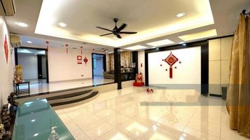 Fully Renovated and Extended 2 Storey Bungalow At Taman Sri Bahtera For ...