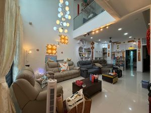 Freehold Fully Renovated Beautiful 3 Stry Terrace House @ Pearl ...