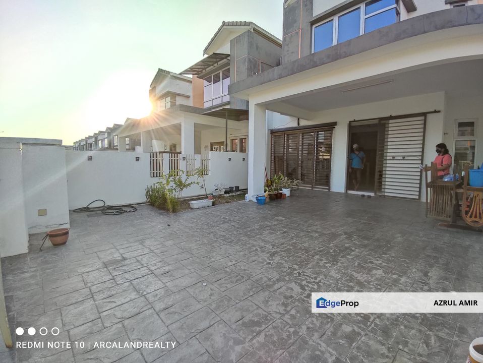 24ft x 80ft Double Storey Intermediate House Cherry Hillpark Bandar ...