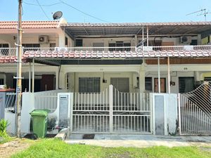 Double Storey House at Pekan Razaki Gunung Rapat Ipoh for Sale @RM220 ...