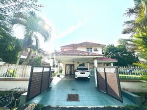 FULLY RENOVATED Bungalow Jalan TTS, Taman Tasik Semenyih for Sale ...