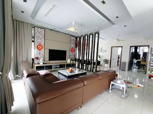 3 Storey Bungalow @ Twin Palm Sungai Long for Sale @RM2,700,000 By KEW YUMIKO | EdgeProp.my