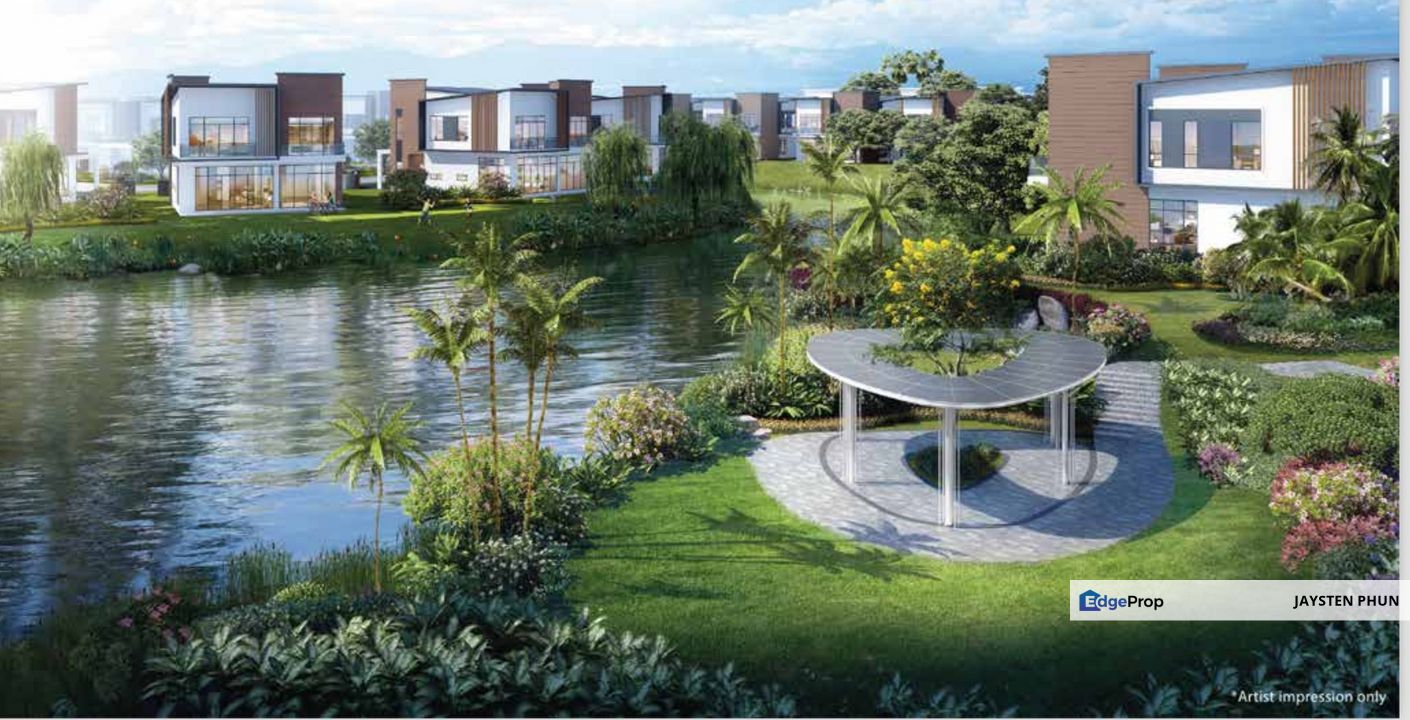 Lakeside waterfront Bungalow freehold big size facing lake for Sale ...