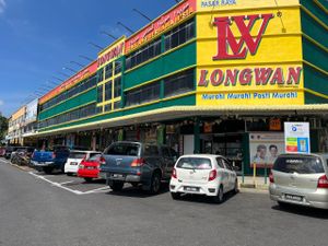 Facing Main Road 3 Storey Shoplot Taman Tunku Hosna Tanjung Bendahara ...