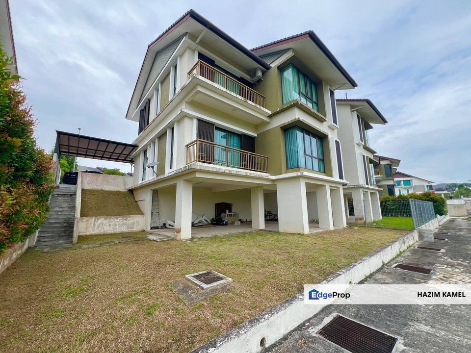 FOR SALE 2 Storey SEMI D Laman Alamanda Kota Seriemas Nilai. BIG HOUSE ...