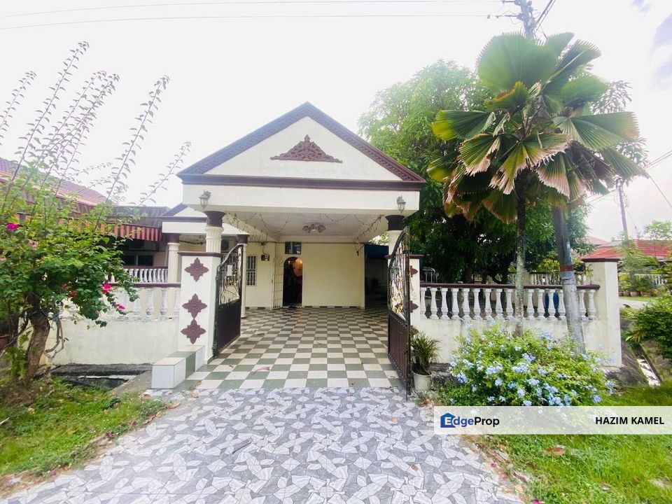CORNER LOT Renovated Very Cun Single Storey Terrace Jln Melikai Port ...