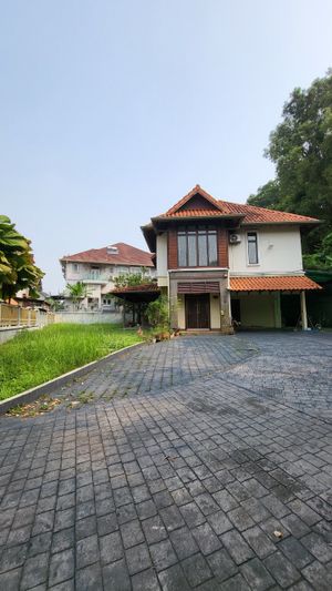2 Storey Bungalow @ Seksyen 27 ; Spacious for Rental @RM4,000 By HASRUL ...