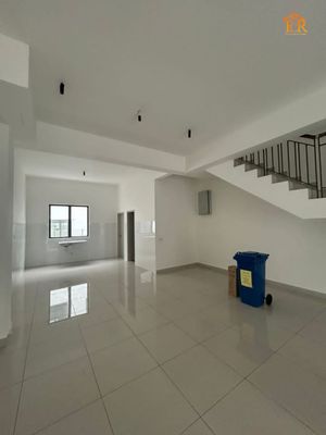 For Sale Rimbayu(Robin) 2 Storey Brand New House, 2 years defect ...