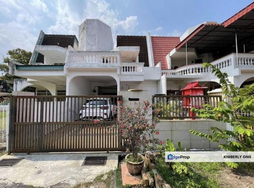 Beautiful Double Storey 22x75 For Sale for Sale @RM400,000 By KIMBERLY ONG | EdgeProp.my