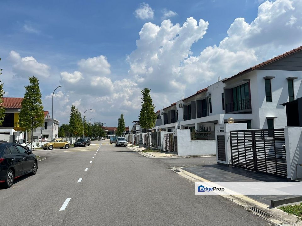 Bandar Dato Onn Perjiranan 9 Double Storey Terrace for Sale @RM750,000 ...