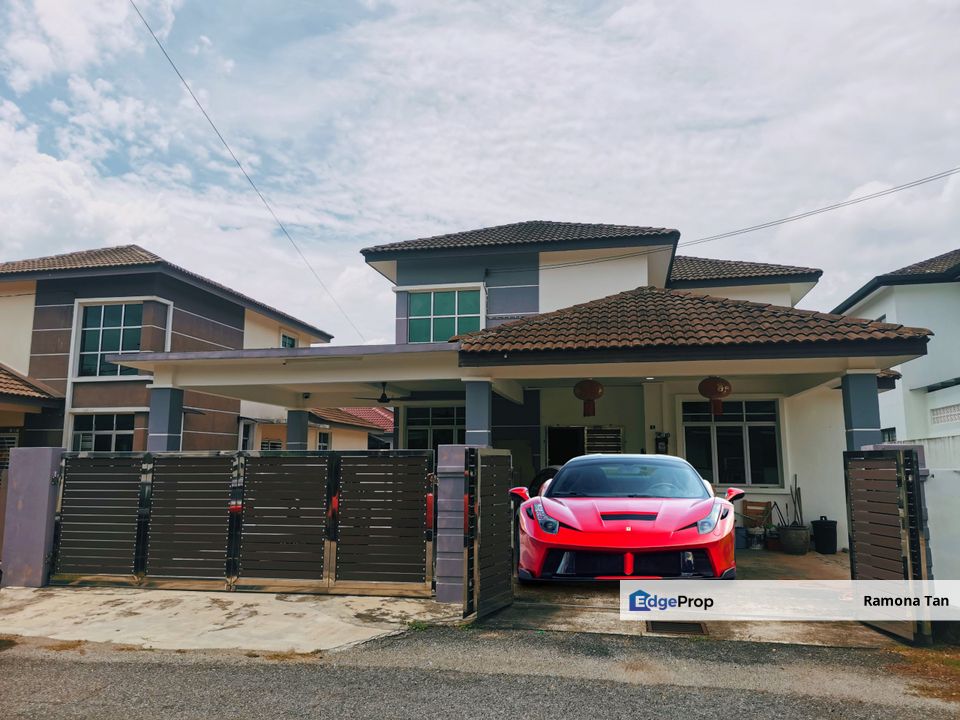 FREEHOLD Renovated 1.5 Storey Bungalow Krubong Perdana Krubong for Sale ...