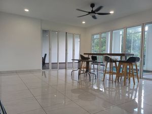 4 Storeys Landed @ Seri Puteri Hills Villa for Rental @RM5,500 By ANNA ...