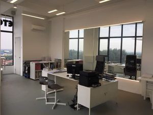 Renovated Office suite @ Gamuda Biz suites, Kota Kemuning FOR SALE for ...