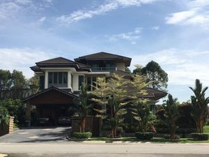 EXCLUSIVE BUNGALOW, PERDANA LAKEVIEW EAST CYBERJAYA, DIRECT FACING LAKE ...