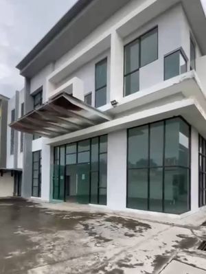 Setia Business Park 2, Cluster Factory for Sale. Land sixe: 11520 Sqft. Built Up: 7488 Sqft. for ...